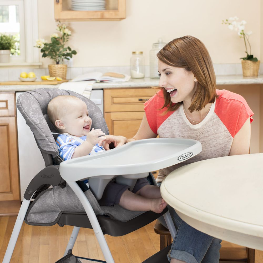 Cadeira de Alimentação Infantil Slim Snacker Cinza - Graco - Drogarias ...